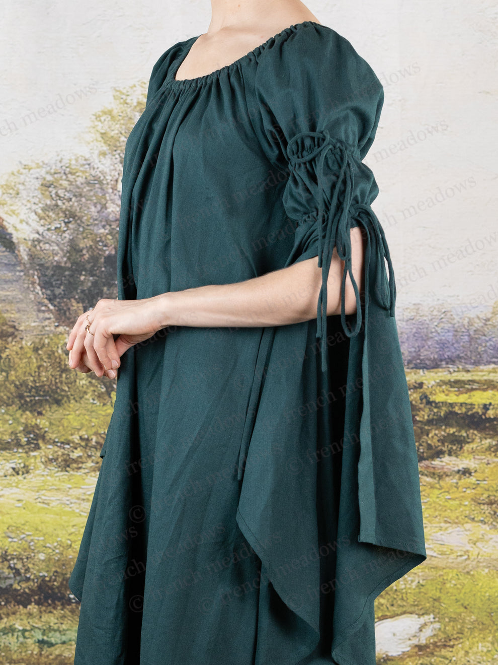 Dark Green Linen Bell Sleeve Chemise – French Meadows
