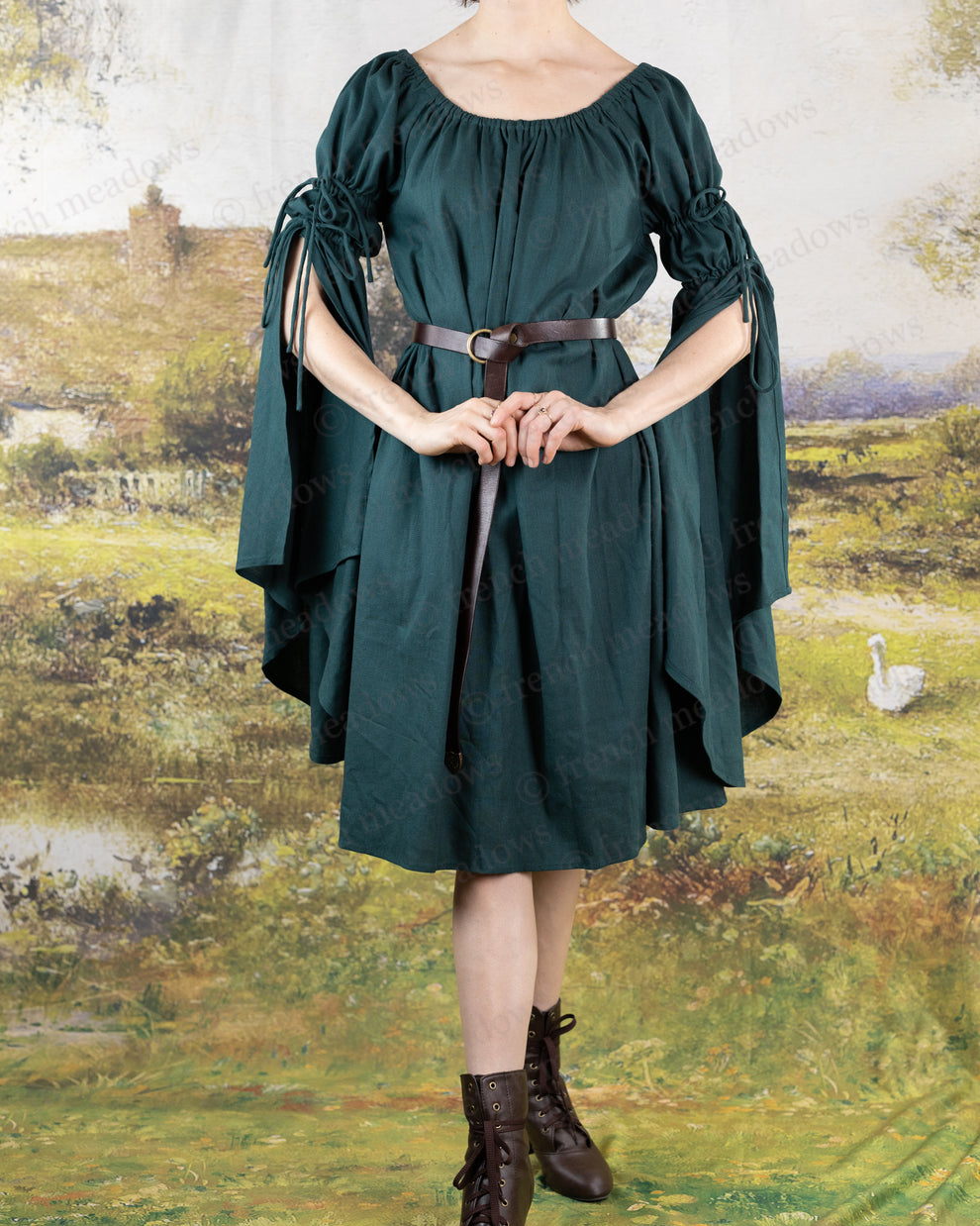 Dark Green Linen Bell Sleeve Chemise – French Meadows