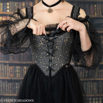 How to Lace a Front Lacing Corset – French Meadows