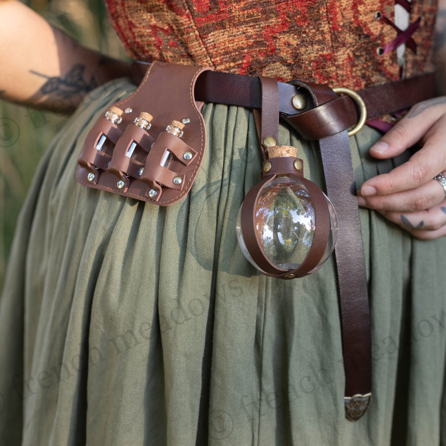 Renaissance Potion Bottle Holder – French Meadows