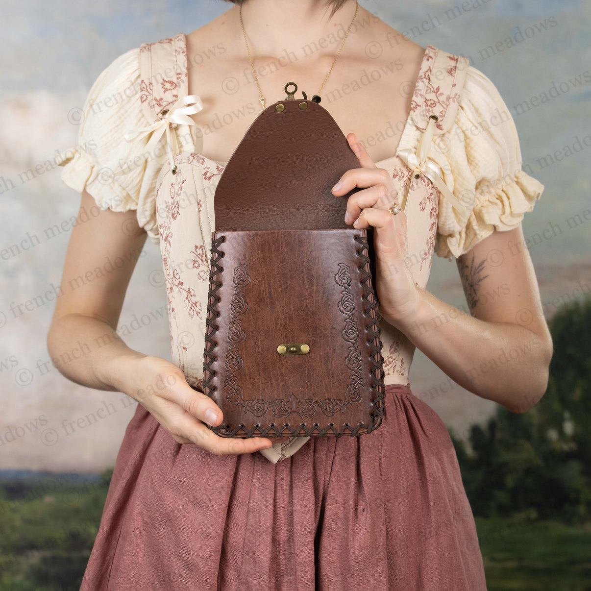 Elven Medieval Belt Pouch – French Meadows